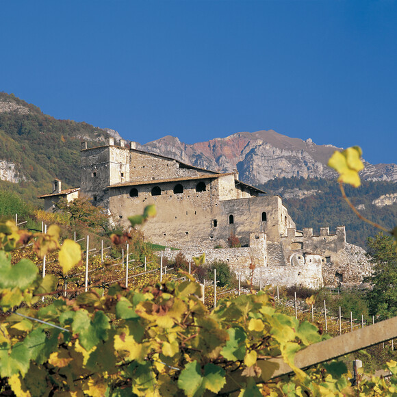 Castel Valer | Storia, visite e cosa vedere