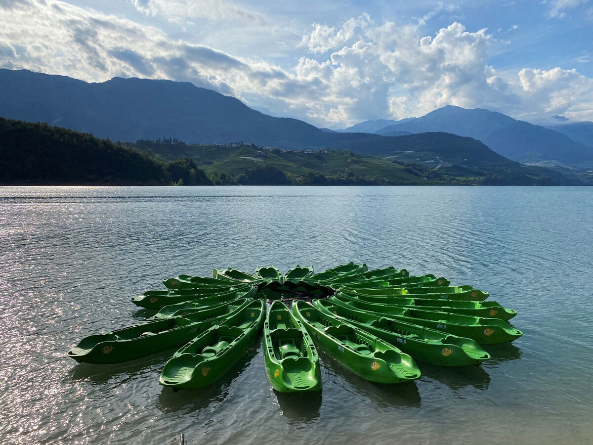 Escursioni in kayak a cura di Ursus Adventures - Cosa fare in Trentino ...