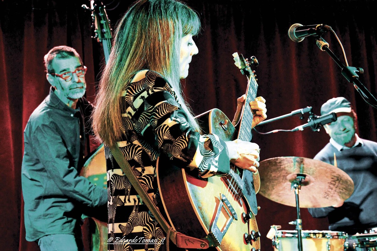 Francesca Bertazzo Hart Quintet - Guide - Christmas Markets