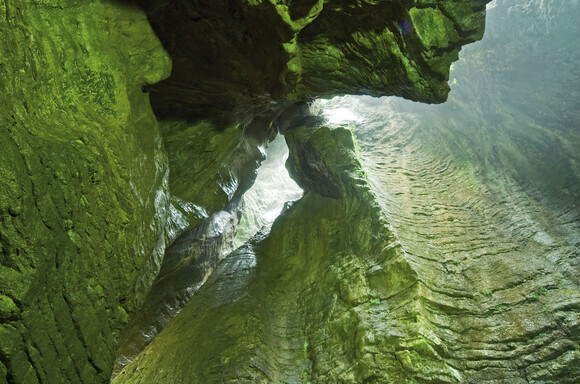 Lake Tenno: a turquoise diamond on Garda Lake - Nature - Lakes