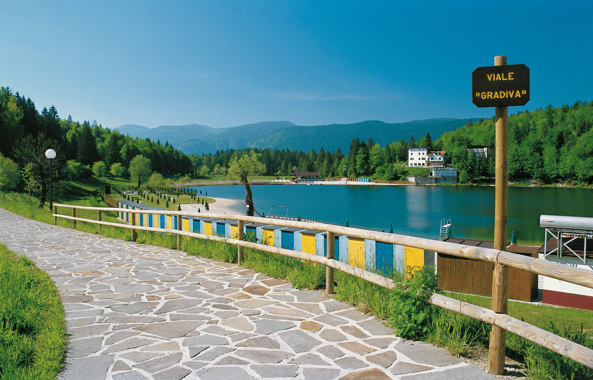 Lago di Lavarone - Natura - Laghi - Trentino