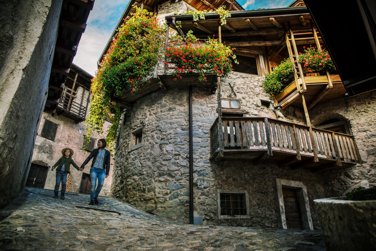 Canale di Tenno - Sightseeing - Typical villages - Trentino Italy